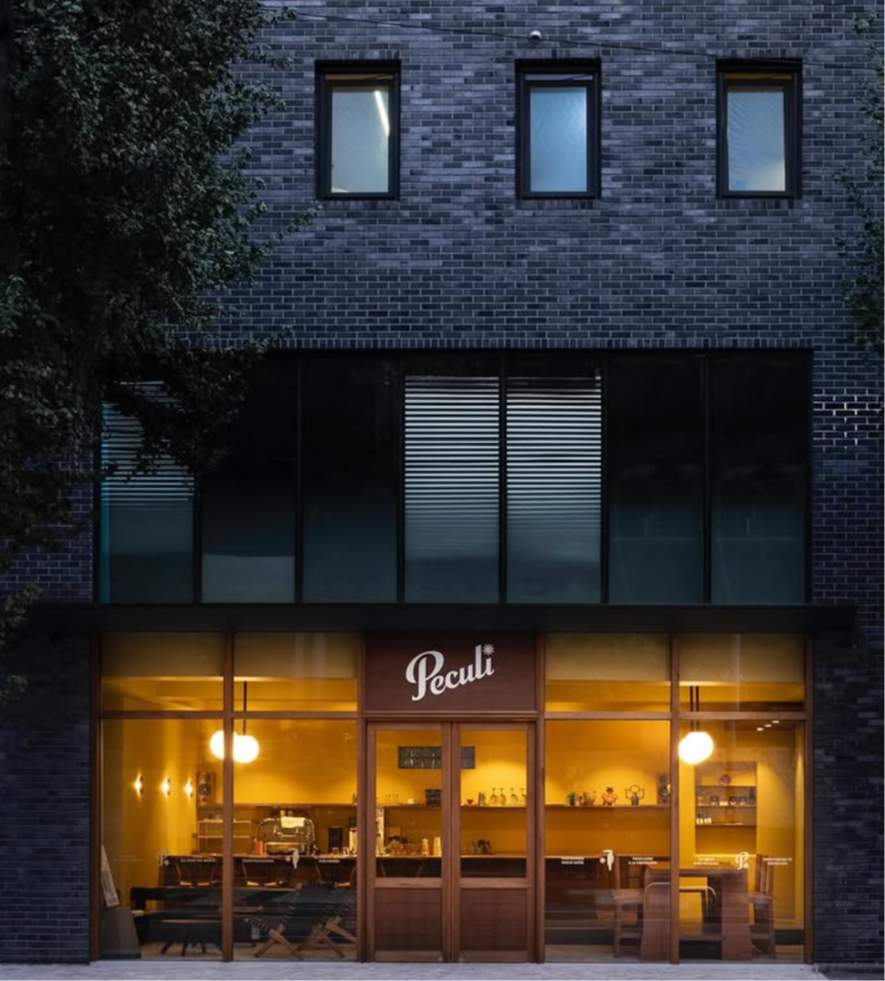 SPREAD by B | 시각적 아이덴티티를 설계하는 전채리 대표의 디자인 여정을 함께한 브랜드